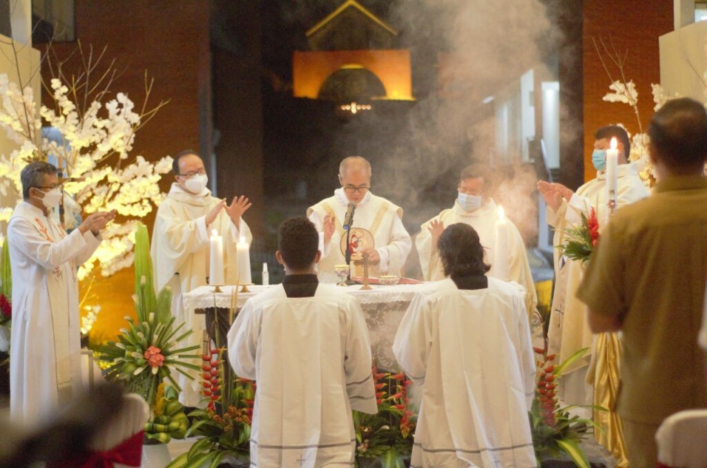 Misa Syukur Imamat ke-16 Romo Robini, OP | Majalah DUTA